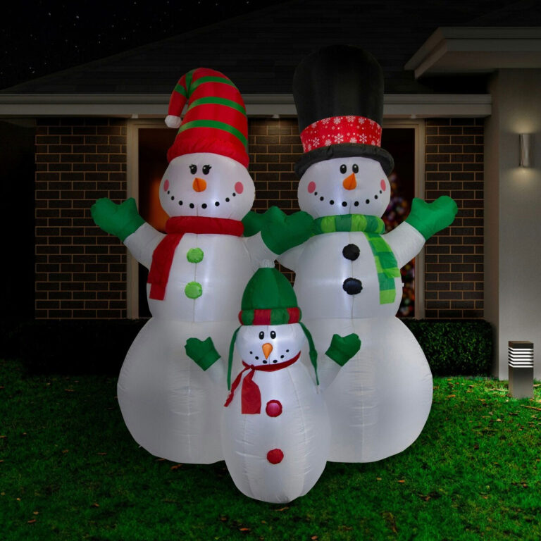 2.4m Snowman Family Christmas Inflatable – Airfigs Inflatables